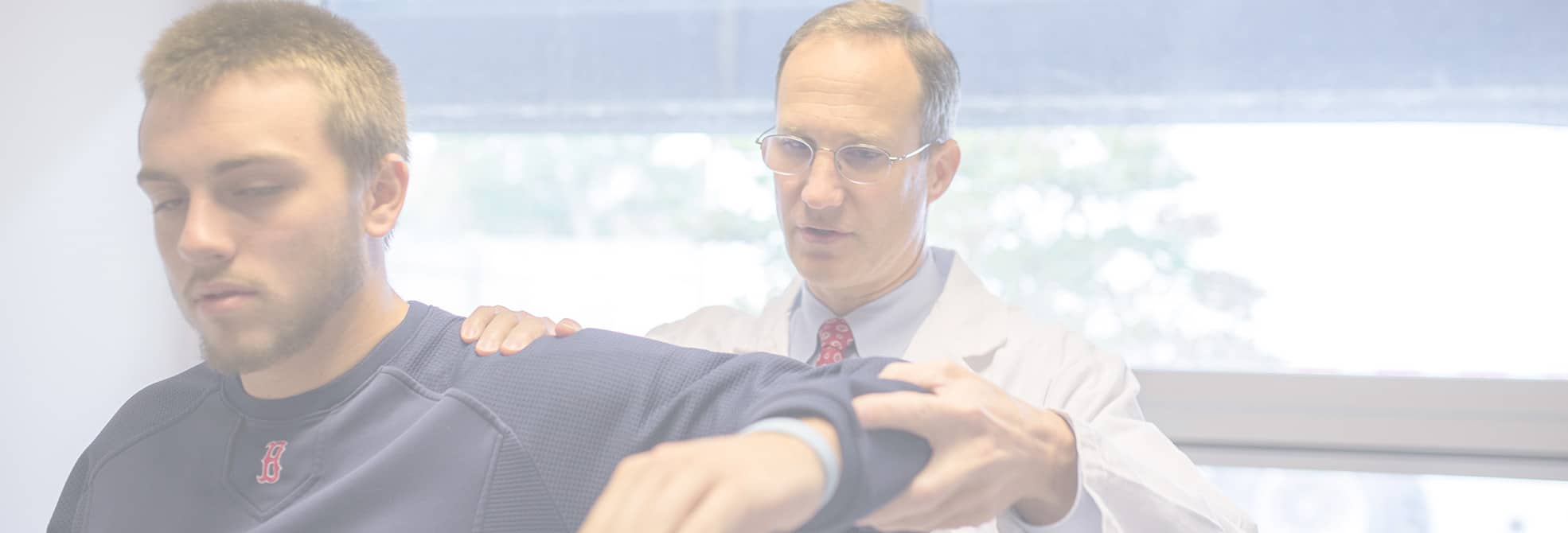 Dr. Noerdlinger & Other Physicians to Speak About Shoulder Pain